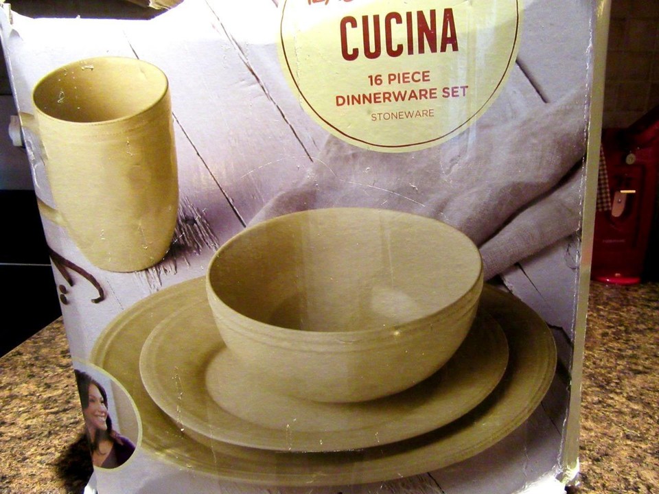 NEW Rachael Ray Cucina Stoneware Dinnerware (1) Dinner Plate Almond ...