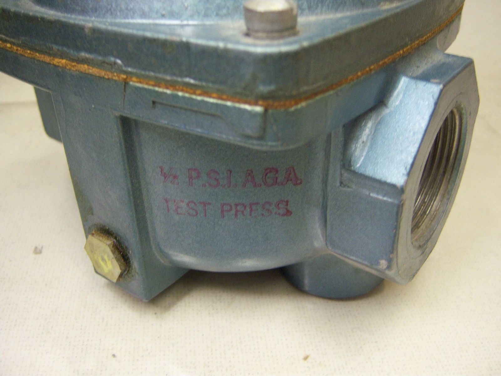 ITT General Controls V710GESV15 1 1/4" Two-way Normally Closed Valve ...