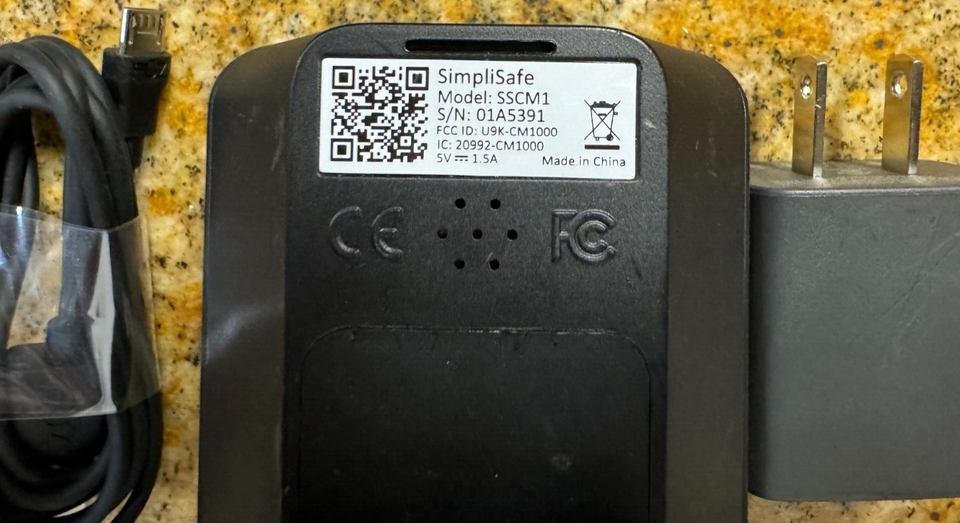 SimpliSafe HD Wired Indoor Security Camera with Built-in Privacy ...