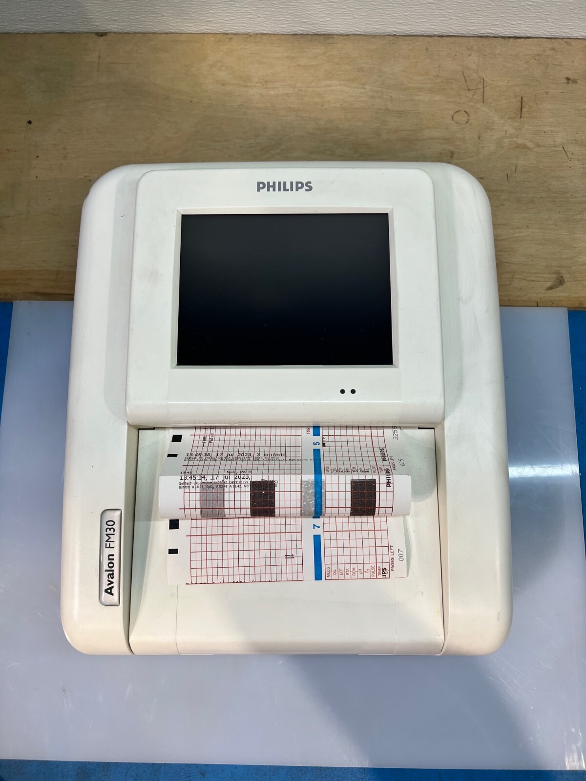 Phillips Avalon FM30 Infant Monitor W/ Accessories | eBay