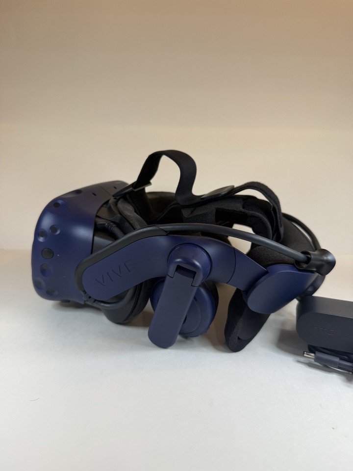 HTC Vive Pro HMD OLED Virtual Reality VR Headset Only + Cable - Tested ...