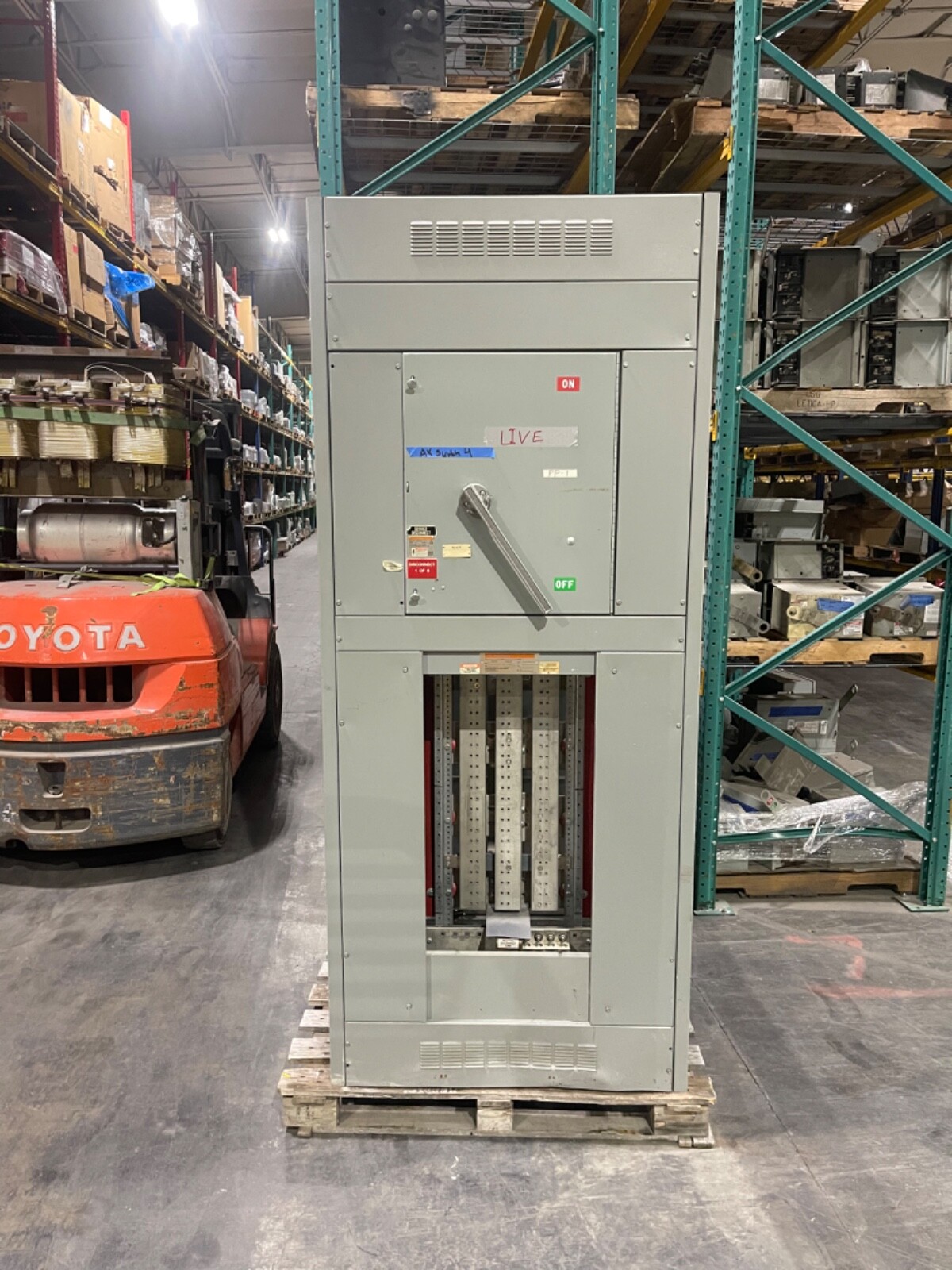 SIEMENS 800 AMP 600 480v/277v PANEL PANELBOARD 208v/120v 240 main ...