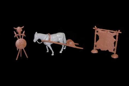 MARX Indian Pony Travois Buffulo Skin Spear Stack toy soldiers playset ...