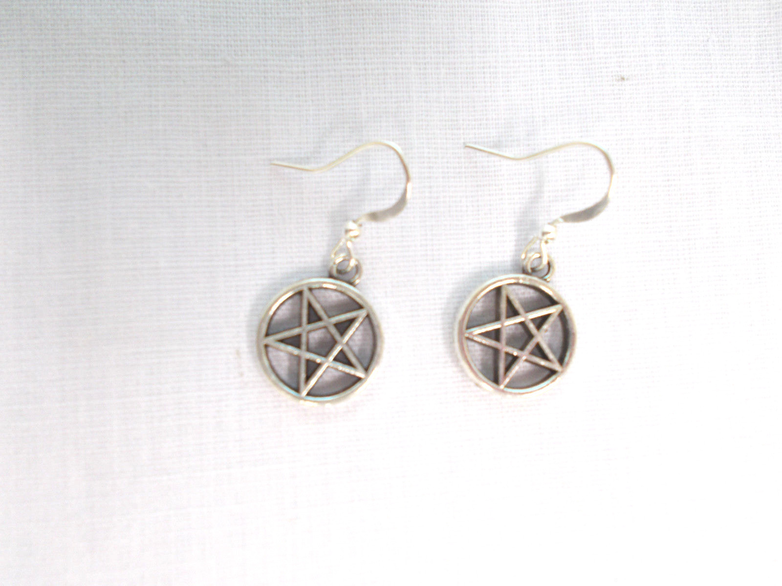 SATANIC OCCULT EVIL RITUAL PENTAGRAM STAR DANGLING CHARM EARRINGS ...