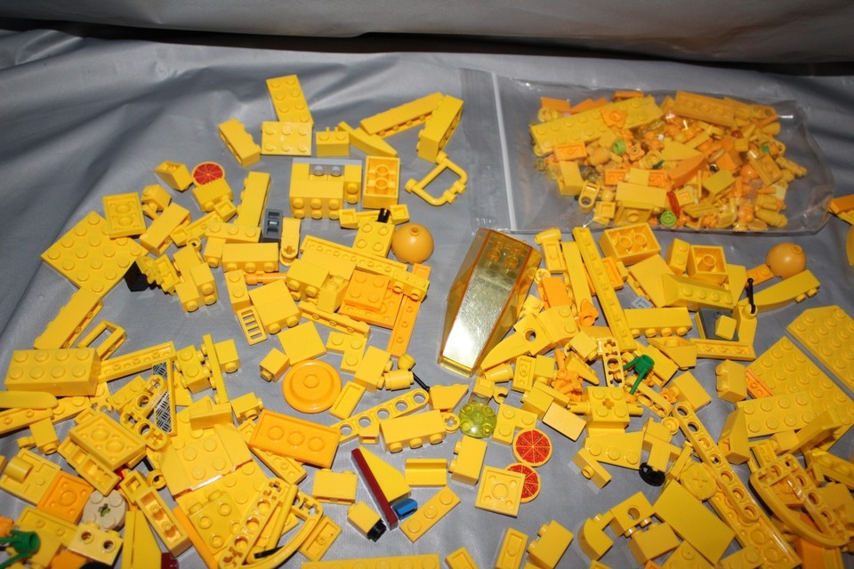 Lego 560+ All Yellow Multi Set Assorted Bricks And Pieces Toys City, Dino, Sub + | eBay