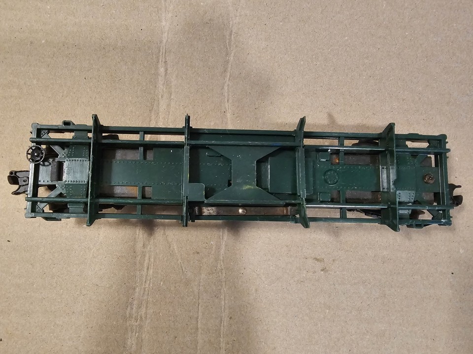 Postwar Lionel 3362 Green Helium Tank Car with Cradle and Tanks! | eBay