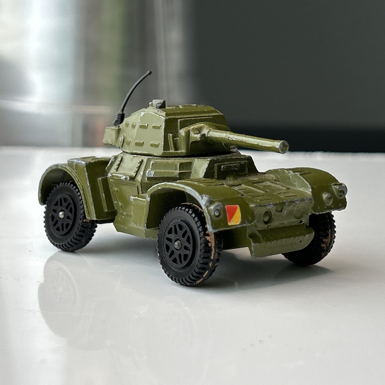 DINKY DAIMLER ARMOURED CAR 676a (SPEEDWHEELS VERSION OF 670) VINTAGE ...