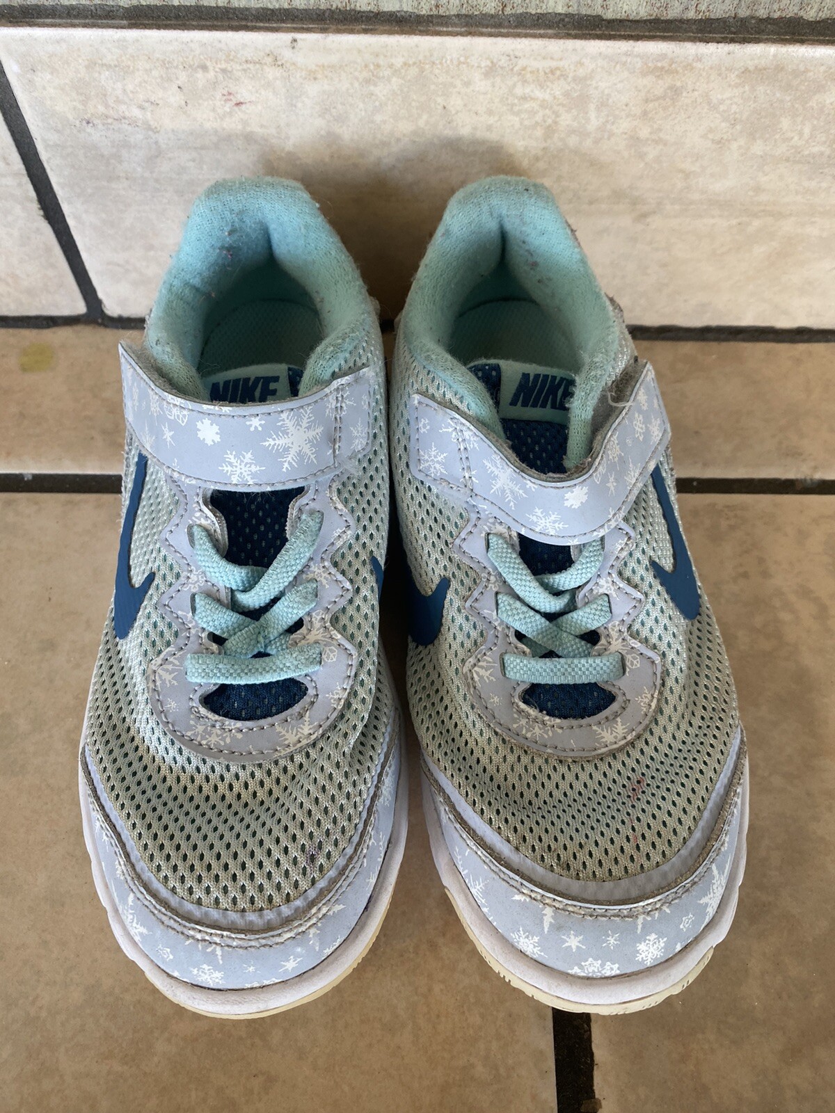 GUC Nike Girls Tennis Shoes Size 12.5C | eBay