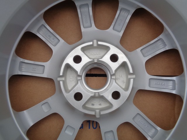 Genuine GM 19301173 2013 14 15 Camaro 20x9 Aluminum Wheel Rim 5 Spoke ...