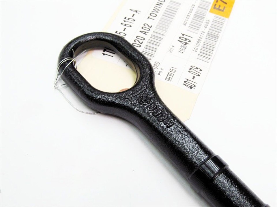 ONE NEW OEM VW Volkswagen Towing Tow Eye Hook Screw Beetle Passat ...