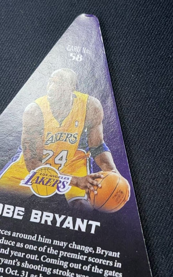 2012-13 Panini Preferred Kobe Bryant #58 Die-Cut Crown Royale Auto Gold ...