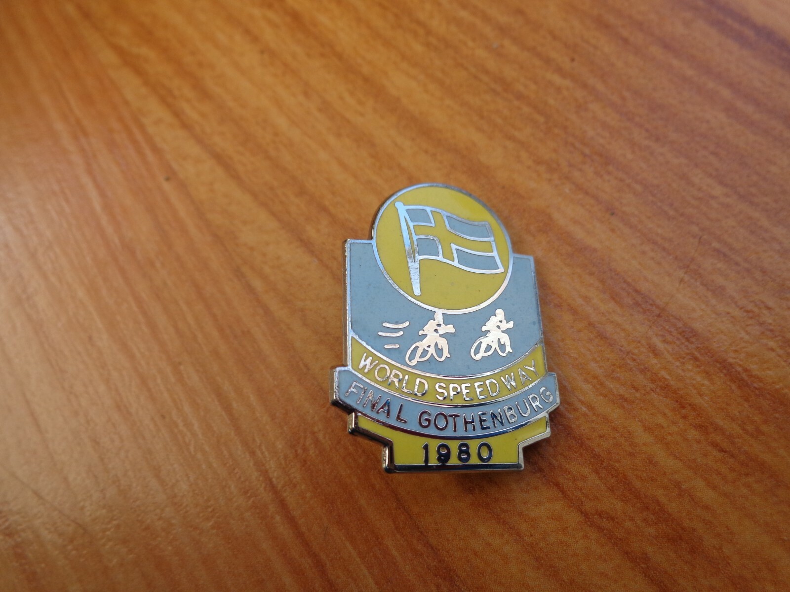VINTAGE SPEEDWAY WORLD FINAL GOTHENBURG 1980 SWEDEN ENAMEL BIKE PIN ...