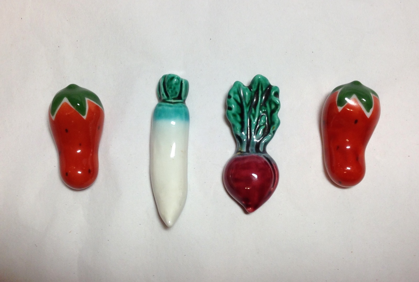 Japanese 2 Strawberry 1 Beet 1 Daikon Chopstick Holders Asian Porcelain ...