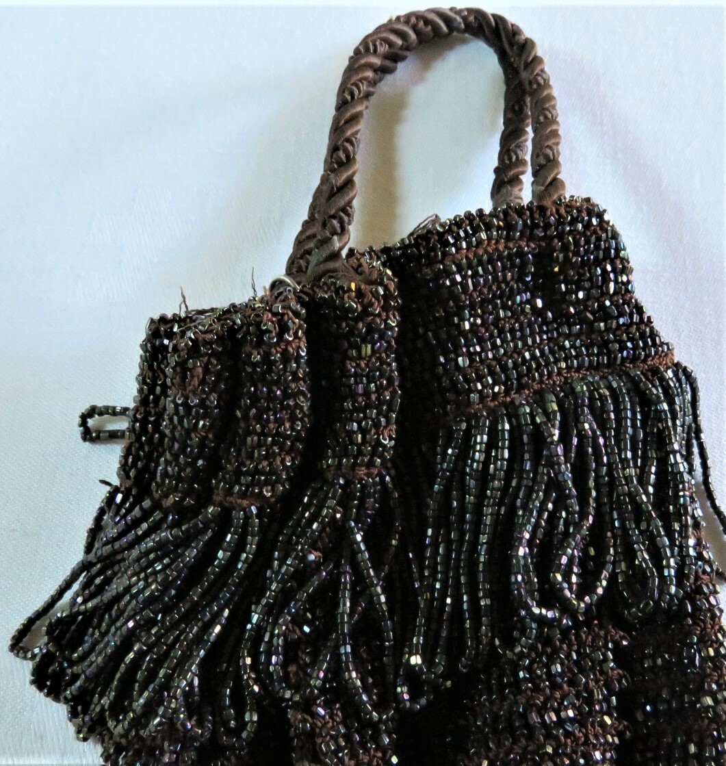 ANTIQUE GORGEOUS COPPER BROWN BEADED PURSE W/ DRAWSTR… - Gem