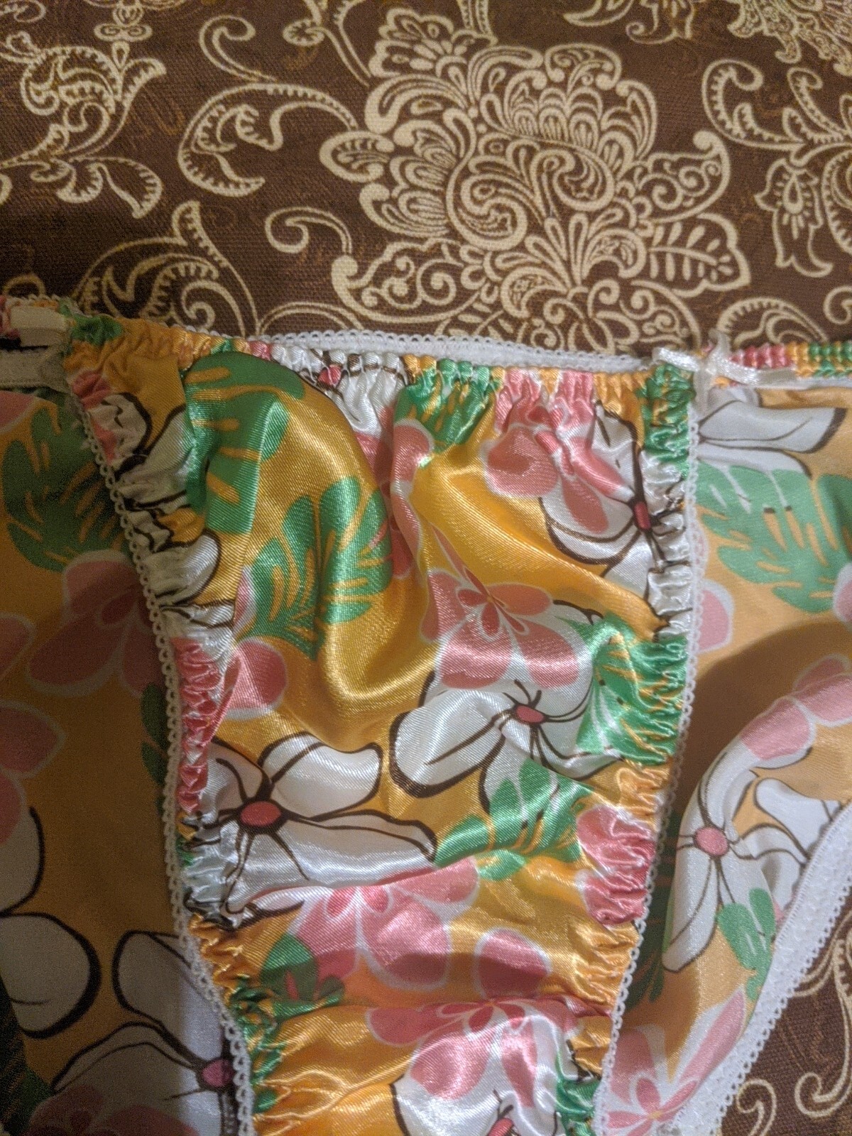 Vintage Joe Boxer Satin String Bikini Panties Size 8 - Gem