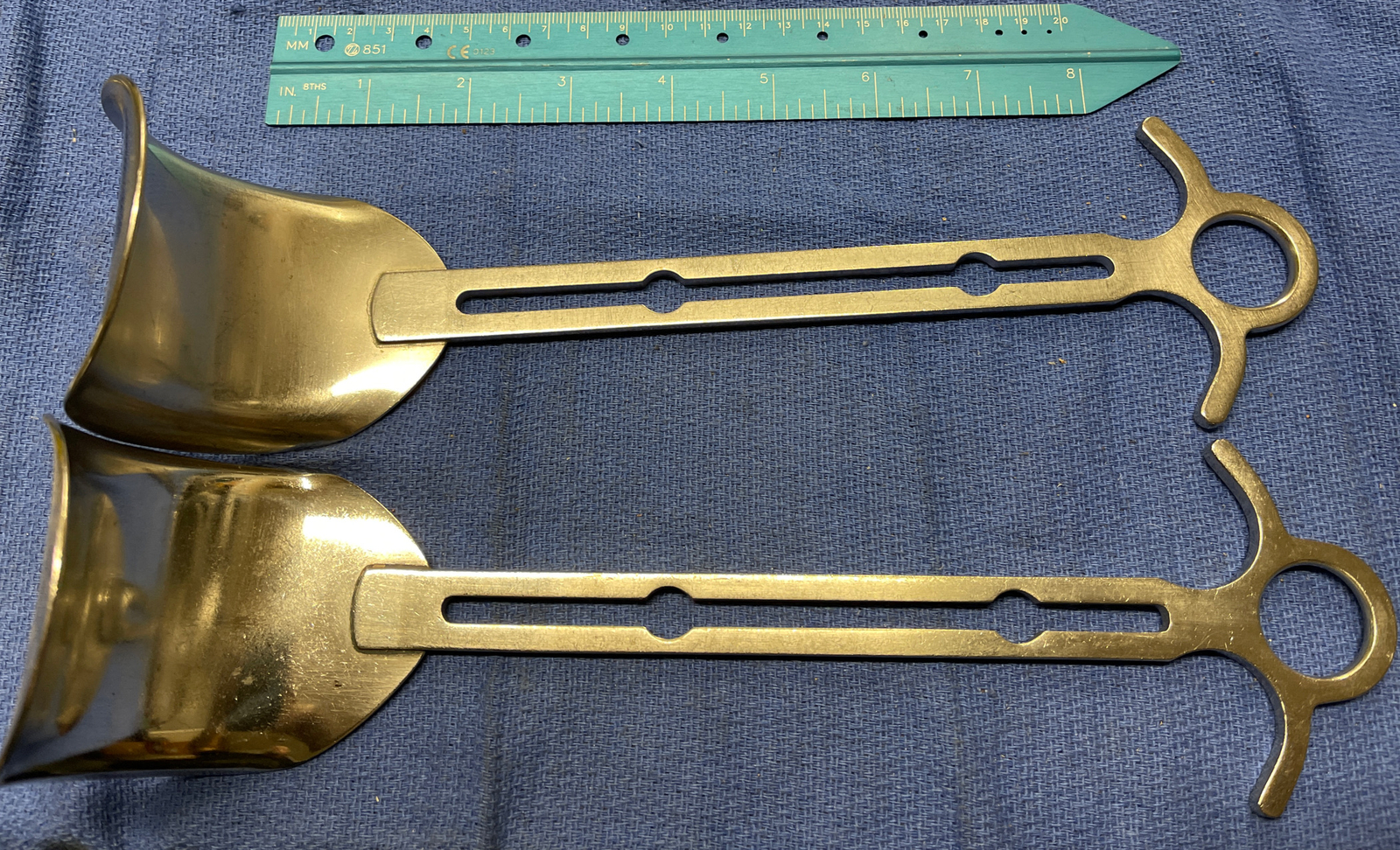 2 Codman 50-4503 Balfour Retractor | eBay