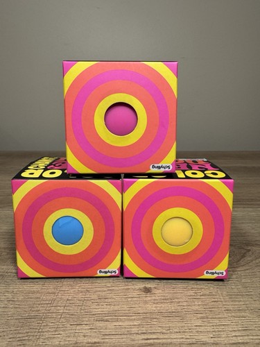 NeeDoh Color Change Stress Ball - Squish & Color Shift PINK, YELLOW ...