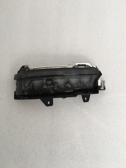 Genuine Land Rover Evoque Left Side Mirror Turn Signal Lamp LR048352 ...