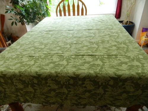 L-23 TWO-TONE GREEN 100% COTTON CASA CHRISTINA POINSETTIA TABLECLOTH | eBay