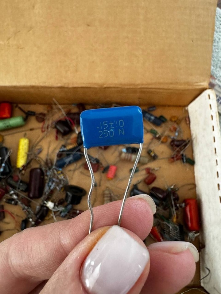 Mallory, Sprague Vintage Electronic Components Lot – Capacitors ...