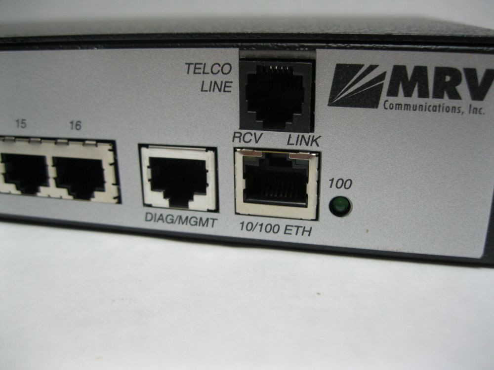MRV LX-4016S-101 Console Server with 16 RS232 RJ45 ports internal V.90 ...