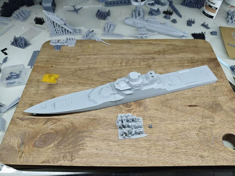 1/700 Shiyan Cruiser of the Chinese Navy Unpainted | eBay