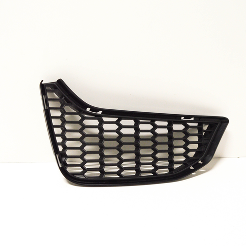 NEW BMW M4 F82 FRONT BUMPER LOWER RIGHT GRILLE 51118054302 8054302 2016 ...