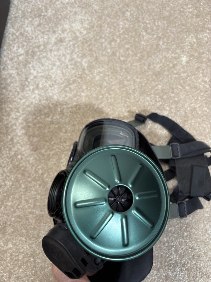 US Military M40 Gas Mask with Bag 40mm Filter c2a1 Clear/Dark Lenses ...