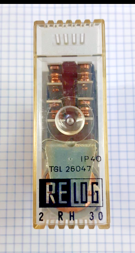 EAW RELOG relays 2RH01 220V & 24V DDR VEB relais TGL26047 Berlin GDR # ...