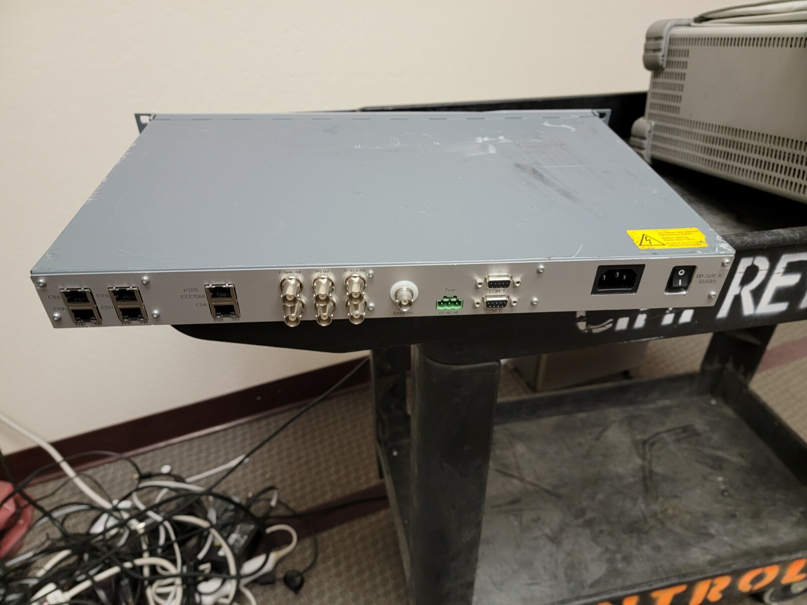 Meinberg Lantime M600 High End NTP GPS Signal Sync Time Server | eBay