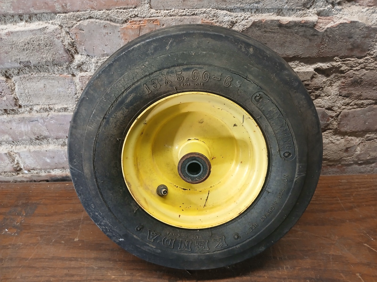 John Deere Front Tire & Rim 13x5.00-6 Z445 101563 | eBay