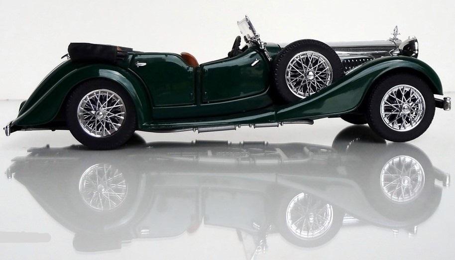 Classic Race Car Racing Racer Carousel SIVR1 18Unique12Metal Diecast ...