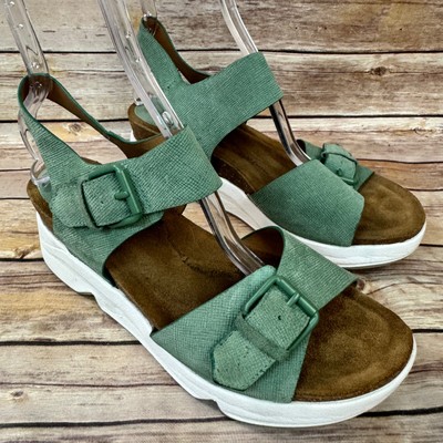 Sofft Womens Basil Green Leather Leather Lightweight Castello Sport ...