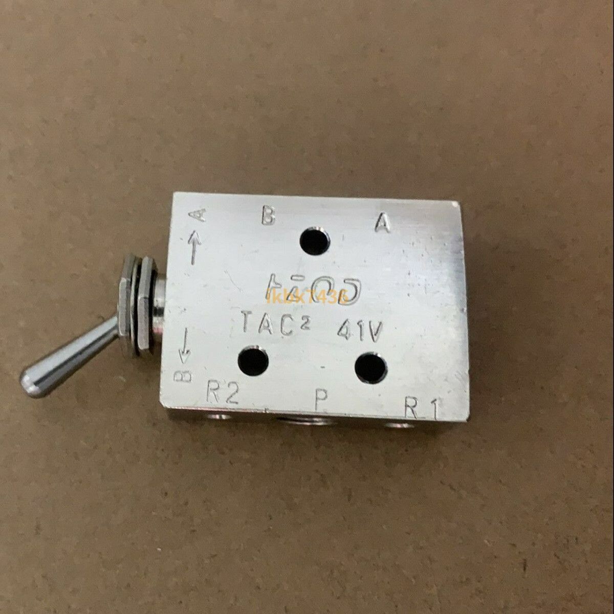 TAC2-41V Silver Tone Air Pneumatic 2 Position 5 Way Toggle Switch Valve ...