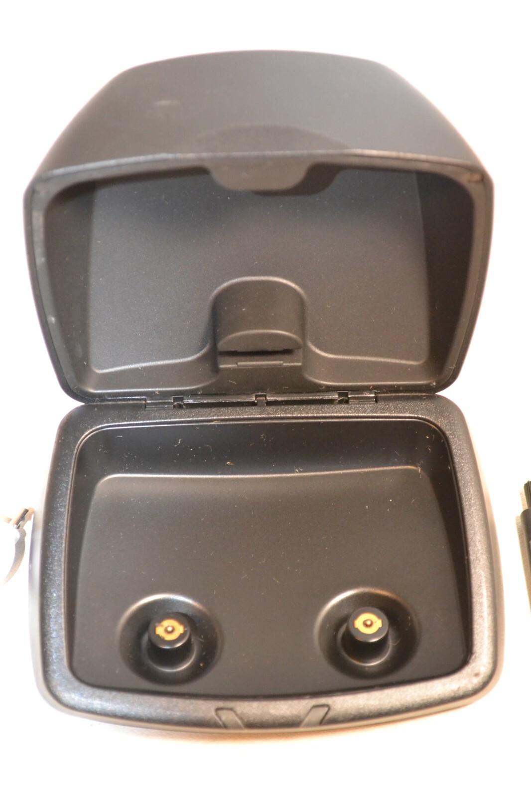 GENUINE Starkey Replacement Charging Case w/Cable and Cleaning Brush | eBay