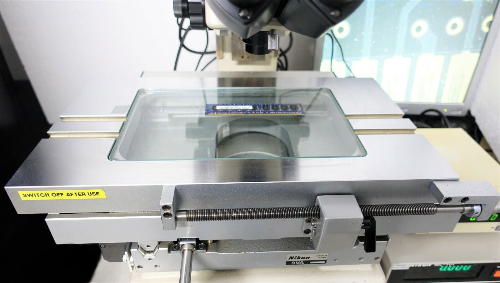 NIKON MM-22 MEASURESCOPE MEASURING MICROSCOPE w SC-112 DIGITAL COUNTER ...