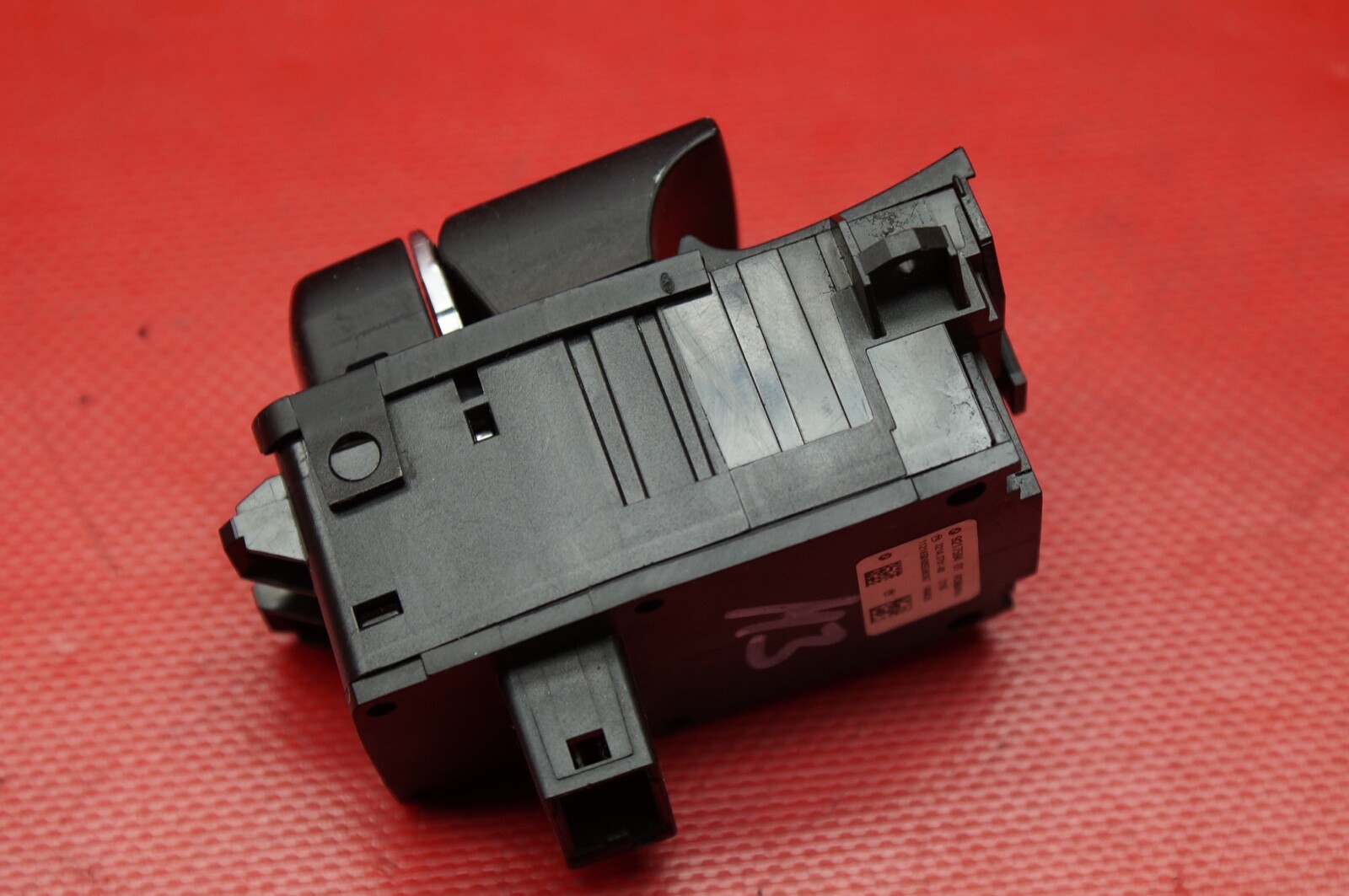 BMW 5er F07 F11 F10 6er F12 F13 Schalter Parkbremse Auto-Hold 9217594 ...