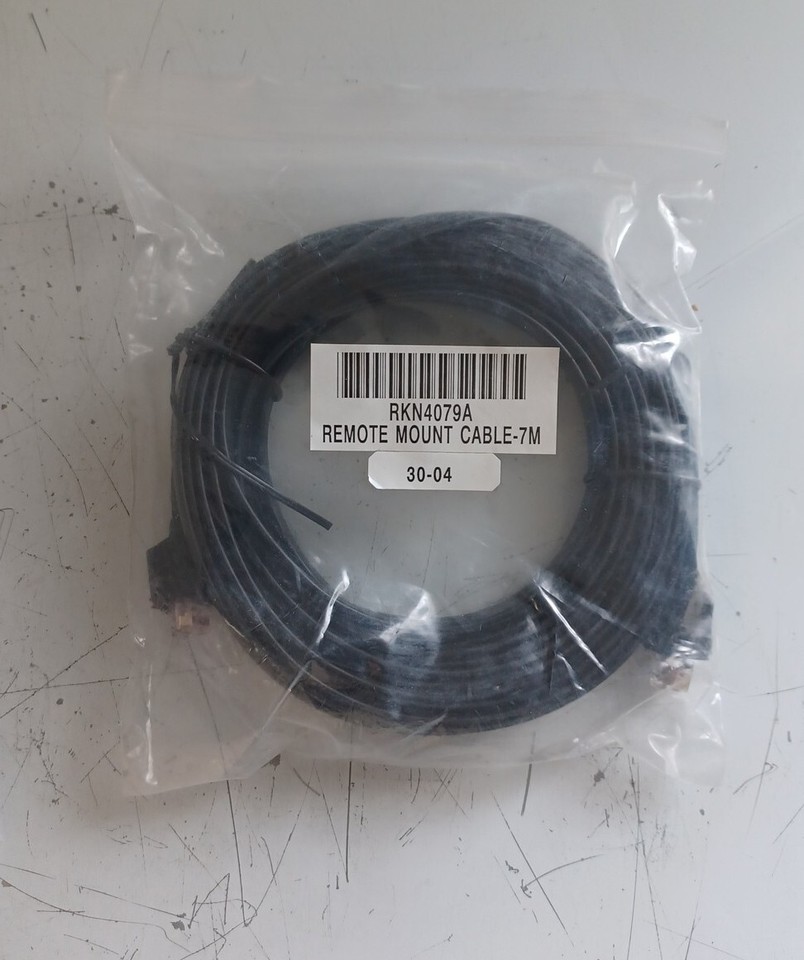 Motorola CDM1250 VHF 136-174MHz 45 Watt with RLN4802 Remote Head Good ...