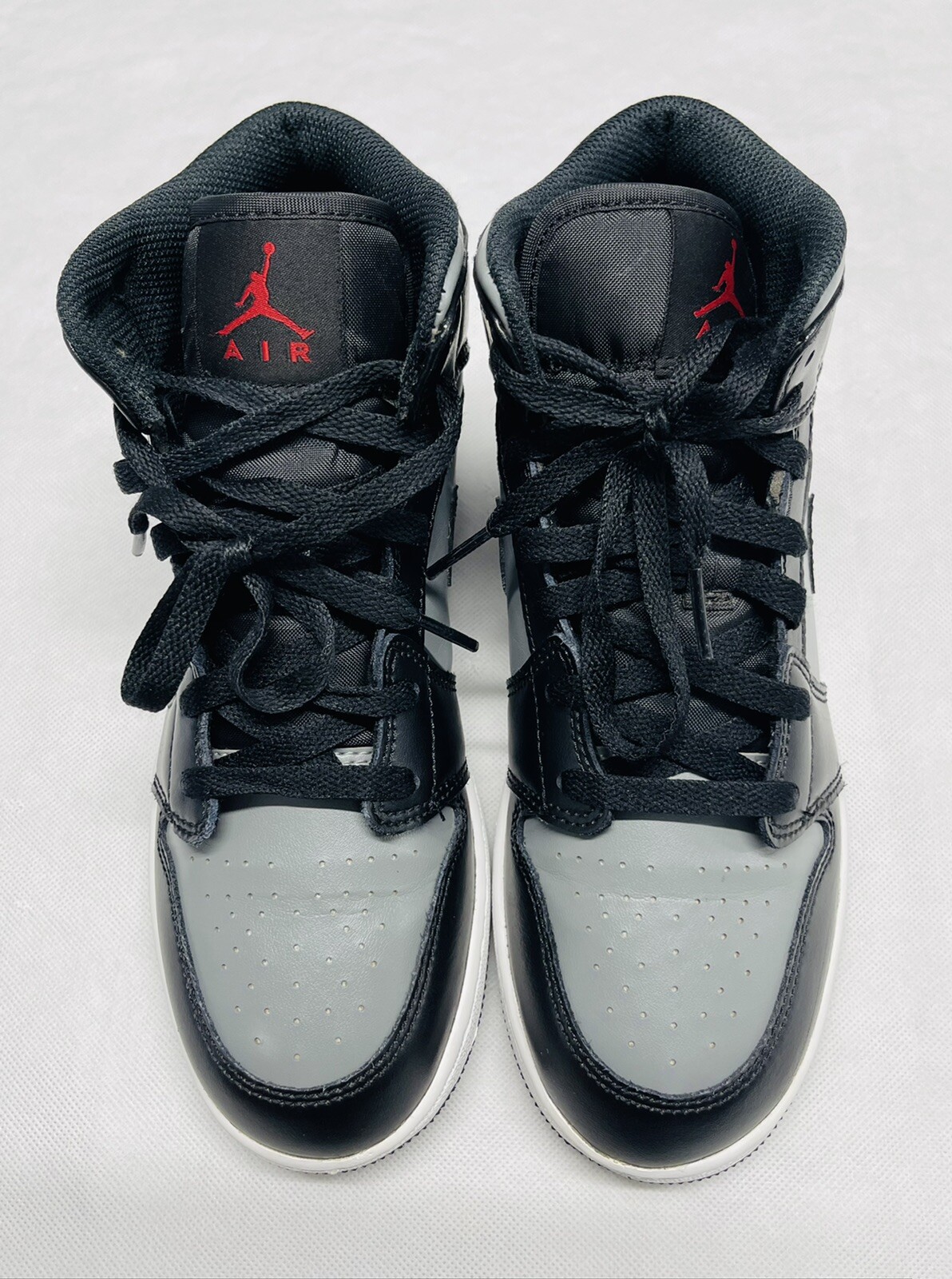 Nike Air Jordan 1 Mid Shadow 2021 Youths Size 6.5Y - Gem