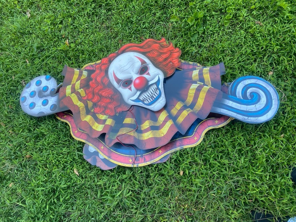 Spirit Halloween 2024 ISE Cardboard Motorized Lighted Carnevil Clown ...