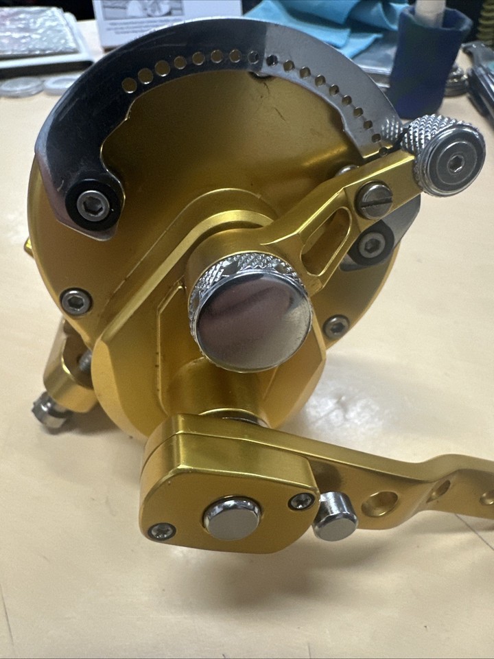 Avet LX6/3 MC Raptor Two-Speed Lever Drag Reel RAPTOR - Right Hand ...