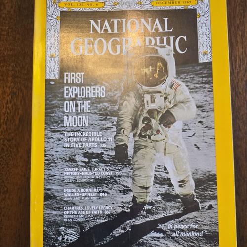 VINTAGE NATIONAL GEOGRAPHIC Magazine December 1969 Apollo 11 Moon ...