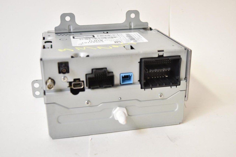 2011-2015 OEM GMC TERRAIN RADIO CONTROL PANEL, PLAYER AND DISPLAY UNIT ...