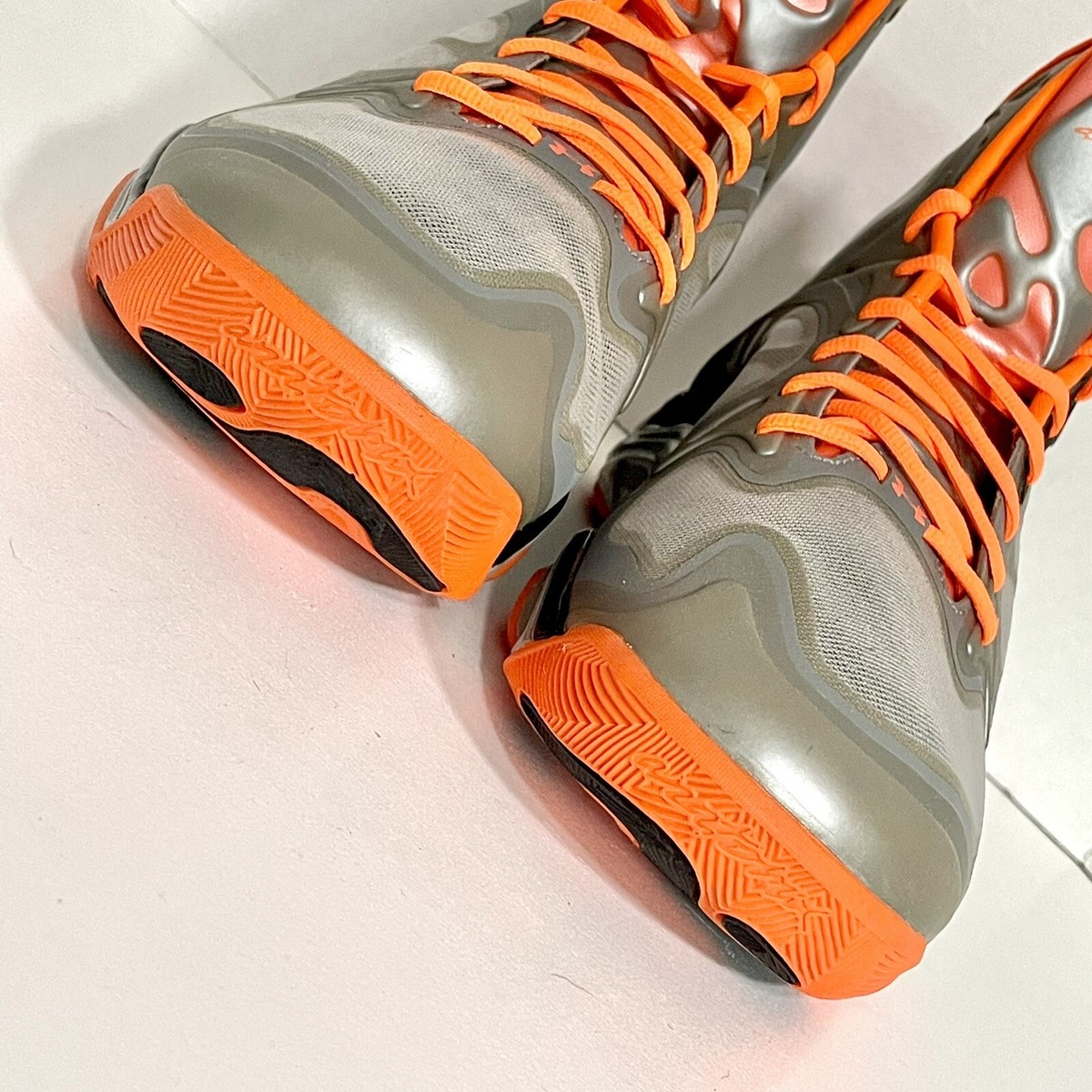 Under Armour Anatomix Spawn Orange