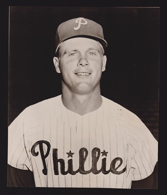 1957-58 Rip Repulski PHILLIES UNSIGNED 7-3/8 x 8-7/8 ORIGINAL SNAPSHOT ...