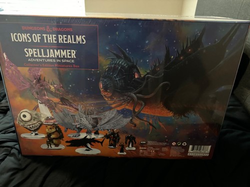 DnD icons of the realm Spelljammer adventures in space miniatures box ...