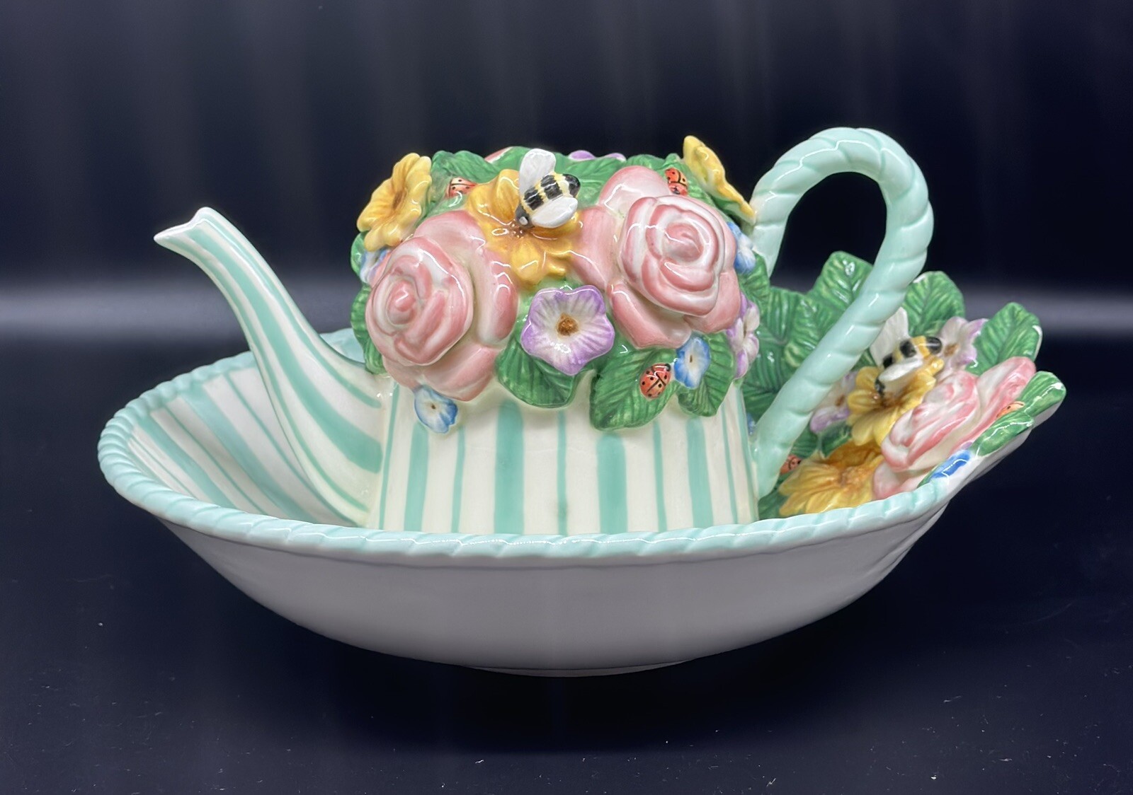 Vintage 1996 Fritz and Floyd Tea pot and Bowl. Flowers, Bees, and Lady ...