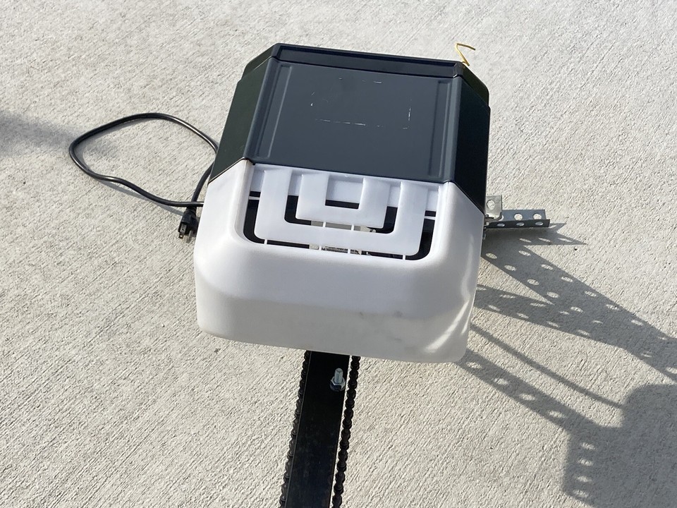 LiftMaster 8165W ½ HP AC Chain Drive Wi-Fi Garage Door Opener | eBay