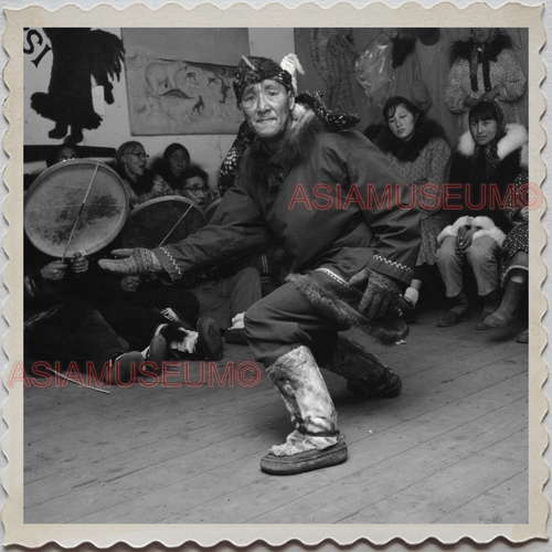 50s UTQIAGVIK NORTH SLOPE BARROW ALASKA ARCTIC MAN DANCE VINTAGE USA ...