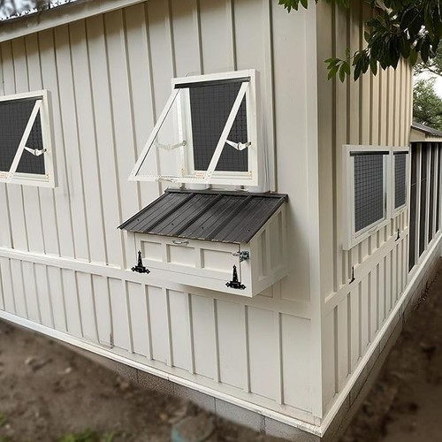 Chicken Coop & Shed Window_Features WireMesh Screen & Tilts-OUT for ...